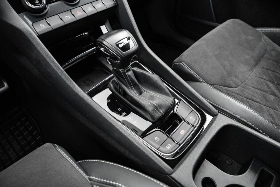 Melns Skoda Kodiaq 2022 Rīga, ar dzinēja tilpumu 2.00 L un nobraukumu 160 tūkst. km par 27950 €, foto 18 vietnē AUTOMOTO.COM.LV