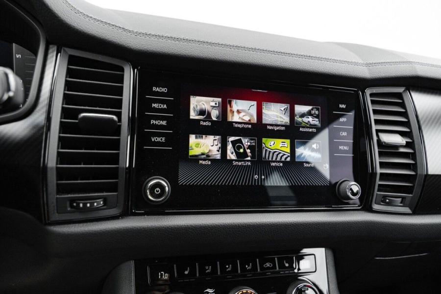 Melns Skoda Kodiaq 2022 Rīga, ar dzinēja tilpumu 2.00 L un nobraukumu 160 tūkst. km par 27950 €, foto 24 vietnē AUTOMOTO.COM.LV