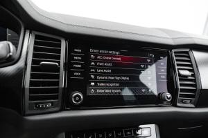 Melns Skoda Kodiaq 2022 Rīga, ar dzinēja tilpumu 2.00 L un nobraukumu 160 tūkst. km par 27950 €, foto 27 vietnē AUTOMOTO.COM.LV