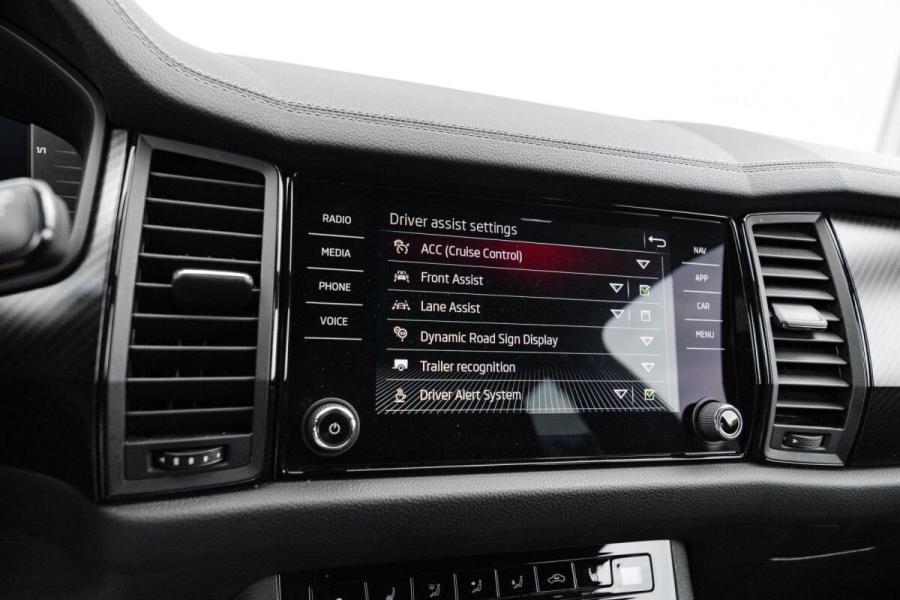 Melns Skoda Kodiaq 2022 Rīga, ar dzinēja tilpumu 2.00 L un nobraukumu 160 tūkst. km par 27950 €, foto 27 vietnē AUTOMOTO.COM.LV