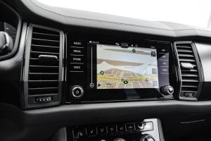 Melns Skoda Kodiaq 2022 Rīga, ar dzinēja tilpumu 2.00 L un nobraukumu 160 tūkst. km par 27950 €, foto 30 vietnē AUTOMOTO.COM.LV