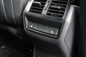 Melns Skoda Kodiaq 2022 Rīga, ar dzinēja tilpumu 2.00 L un nobraukumu 160 tūkst. km par 27950 €, foto 32 vietnē AUTOMOTO.COM.LV
