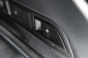 Melns Skoda Kodiaq 2022 Rīga, ar dzinēja tilpumu 2.00 L un nobraukumu 160 tūkst. km par 27950 €, foto 35 vietnē AUTOMOTO.COM.LV