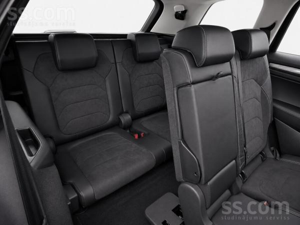 Melns Skoda Kodiaq 2022 Rīga, ar dzinēja tilpumu 2.00 L un nobraukumu 218 tūkst. km par 25980 €, foto 9 vietnē AUTOMOTO.COM.LV