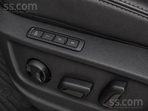 Black Skoda Kodiaq 2022 in Riga, with an engine capacity of 2.00 L and mileage of 218 thousand km for 25980 €, photo 14 on AUTOMOTO.COM.LV