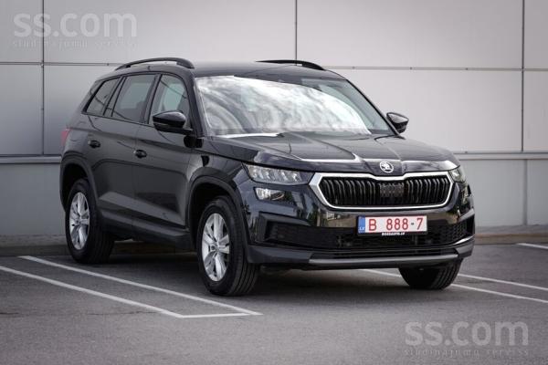Black Skoda Kodiaq 2022 in Riga, with an engine capacity of 2.00 L and mileage of 86 thousand km for 26800 €, photo 3 on AUTOMOTO.COM.LV