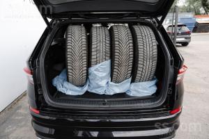 Melns Skoda Kodiaq 2022 Rīga, ar dzinēja tilpumu 2.00 L un nobraukumu 160 tūkst. km par 27950 €, foto 33 vietnē AUTOMOTO.COM.LV