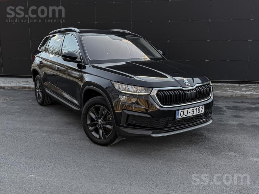 Черный Шкода Kodiaq 2022 в Елгава, объемом двигателя 2.00 л и пробегом 118 тыс. км за 23500 €, фото 1 на AUTOMOTO.COM.LV
