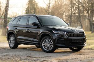 Black Skoda Kodiaq 2022 in Riga, with an engine capacity of 2.00 L and mileage of 195 thousand km for 25890 €, photo 4 on AUTOMOTO.COM.LV