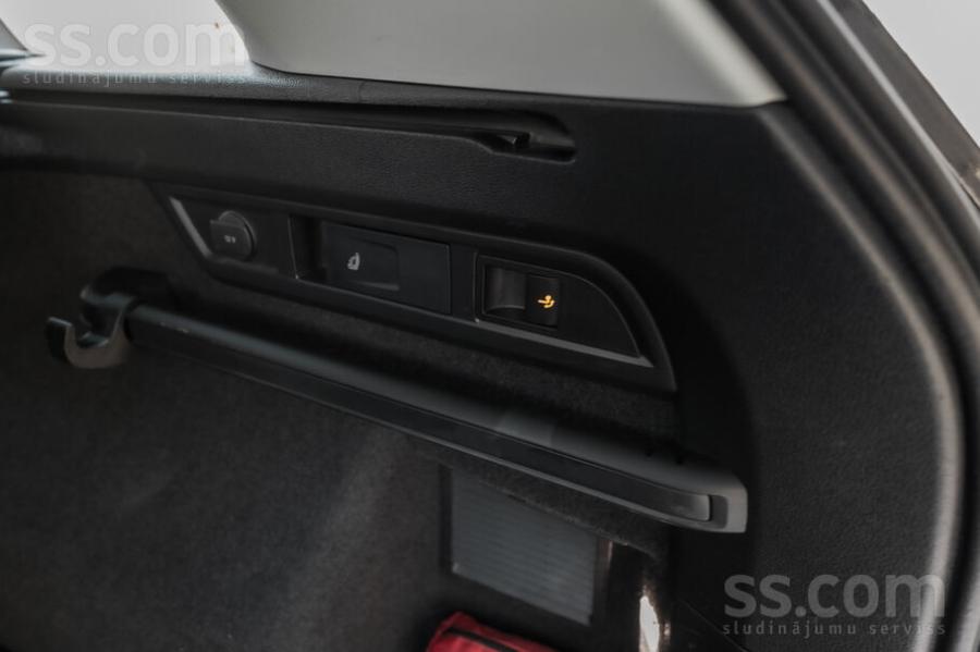 Melns Skoda Kodiaq 2022 Rīga, ar dzinēja tilpumu 2.00 L un nobraukumu 195 tūkst. km par 26390 €, foto 21 vietnē AUTOMOTO.COM.LV