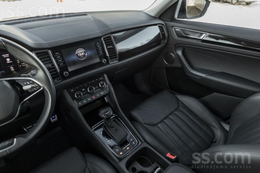 Melns Skoda Kodiaq 2022 Rīga, ar dzinēja tilpumu 2.00 L un nobraukumu 195 tūkst. km par 26390 €, foto 22 vietnē AUTOMOTO.COM.LV