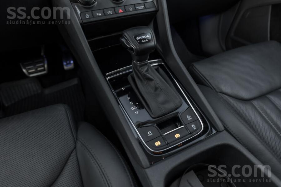 Melns Skoda Kodiaq 2022 Rīga, ar dzinēja tilpumu 2.00 L un nobraukumu 195 tūkst. km par 26390 €, foto 23 vietnē AUTOMOTO.COM.LV