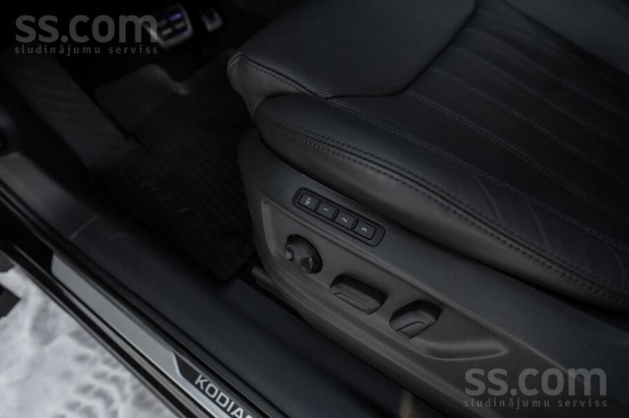 Melns Skoda Kodiaq 2022 Rīga, ar dzinēja tilpumu 2.00 L un nobraukumu 195 tūkst. km par 26390 €, foto 26 vietnē AUTOMOTO.COM.LV