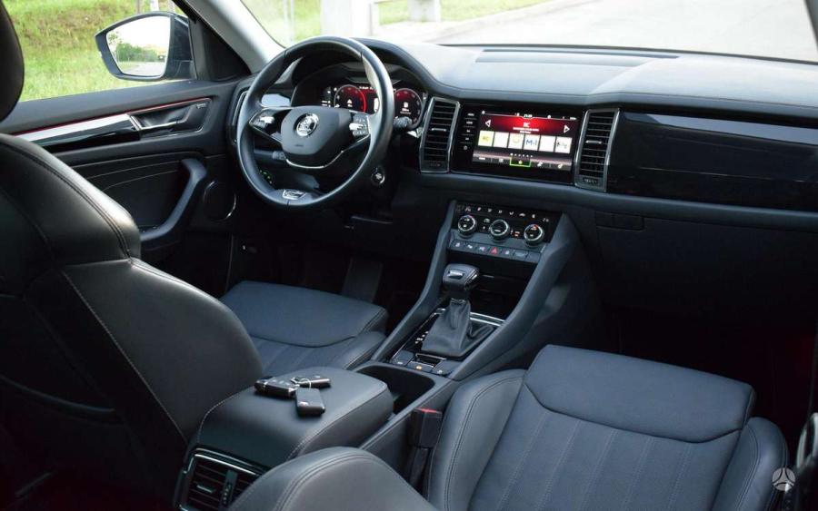 Черный Шкода Kodiaq 2022 в Вильнюс, объемом двигателя 1.97 л и пробегом 212 тыс. км за 24990 €, фото 18 на AUTOMOTO.COM.LV