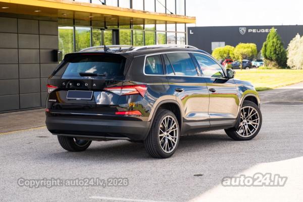 Melns Skoda Kodiaq 2022 Tartu, ar dzinēja tilpumu 2.00 L un nobraukumu 122 tūkst. km par 25490 €, foto 4 vietnē AUTOMOTO.COM.LV