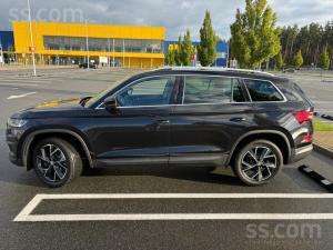 Черный Шкода Kodiaq 2022 в Рига, объемом двигателя 2.00 л и пробегом 128 тыс. км за 33500 €, фото 3 на AUTOMOTO.COM.LV