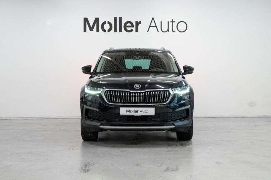 Black Skoda Kodiaq 2022 in Vilnius, with an engine capacity of 2.00 L and mileage of 144 thousand km for 25950 €, photo 10 on AUTOMOTO.COM.LV