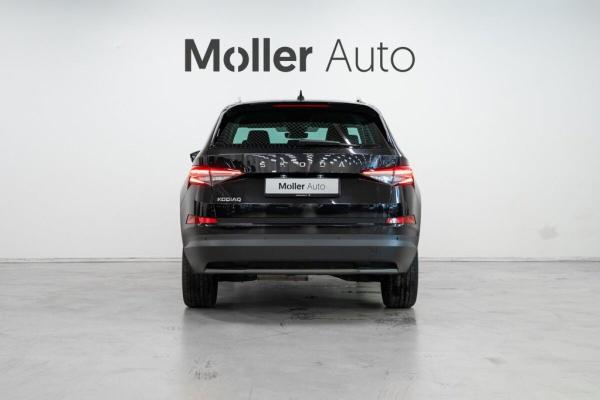 Melns Skoda Kodiaq 2022 Viļņa, ar dzinēja tilpumu 2.00 L un nobraukumu 144 tūkst. km par 25950 €, foto 10 vietnē AUTOMOTO.COM.LV
