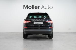 Black Skoda Kodiaq 2022 in Vilnius, with an engine capacity of 2.00 L and mileage of 144 thousand km for 25950 €, photo 11 on AUTOMOTO.COM.LV