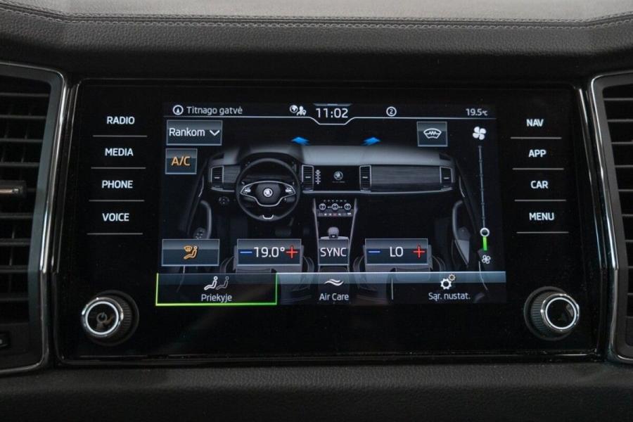 Black Skoda Kodiaq 2022 in Vilnius, with an engine capacity of 2.00 L and mileage of 144 thousand km for 25950 €, photo 19 on AUTOMOTO.COM.LV