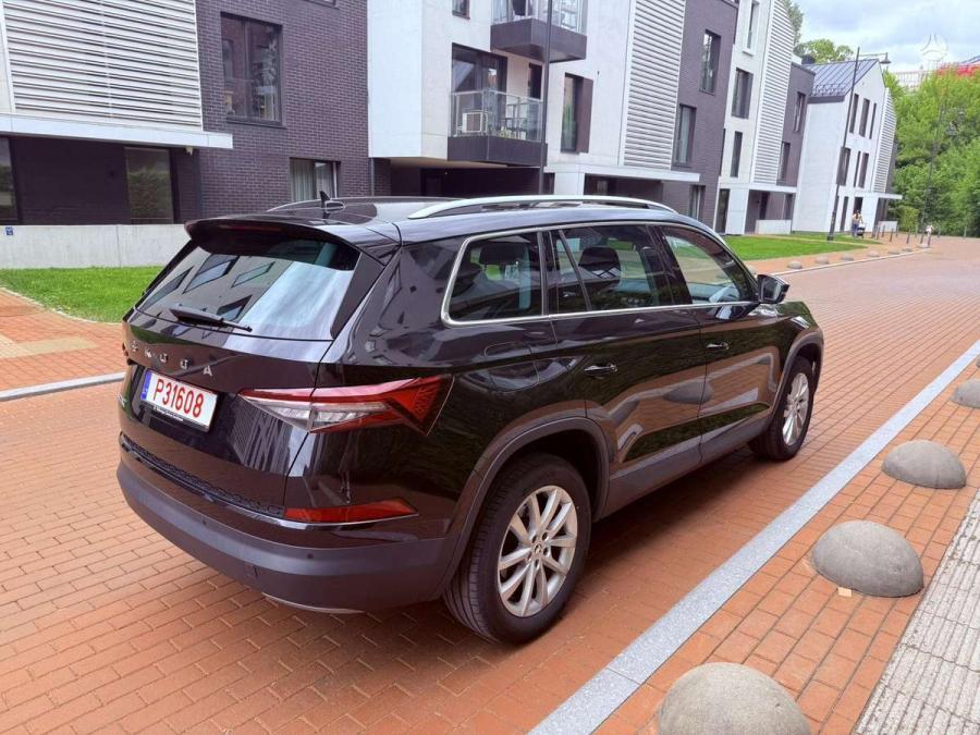 Черный Шкода Kodiaq 2022 в Вильнюс, объемом двигателя 1.97 л и пробегом 170 тыс. км за 23450 €, фото 4 на AUTOMOTO.COM.LV