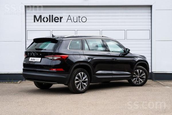 Melns Skoda Kodiaq 2022 Rīga, ar dzinēja tilpumu 2.00 L un nobraukumu 144 tūkst. km par 23950 €, foto 3 vietnē AUTOMOTO.COM.LV