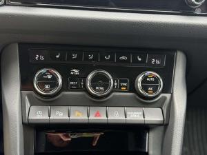 Black Skoda Kodiaq 2022 in Vilnius, with an engine capacity of 1.97 L and mileage of 194 thousand km for 21900 €, photo 26 on AUTOMOTO.COM.LV