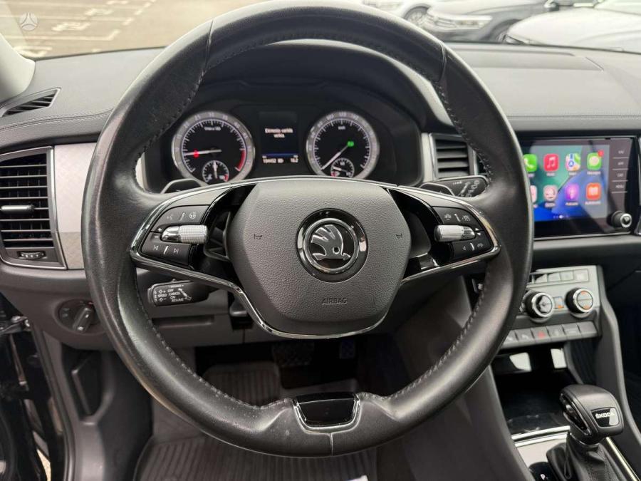 Black Skoda Kodiaq 2022 in Vilnius, with an engine capacity of 1.97 L and mileage of 194 thousand km for 21900 €, photo 39 on AUTOMOTO.COM.LV