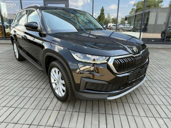 Melns Skoda Kodiaq 2022 Kauņa, ar dzinēja tilpumu 1.50 L un nobraukumu 188 tūkst. km par 20900 €, foto 2 vietnē AUTOMOTO.COM.LV