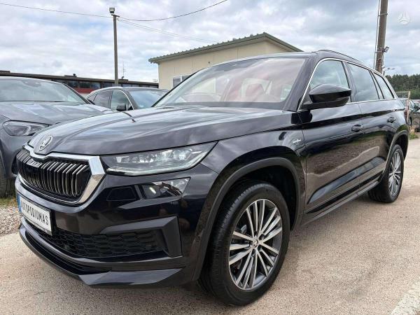 Black Skoda Kodiaq 2022 in Vilnius, with an engine capacity of 1.97 L and mileage of 163 thousand km for 26400 €, photo 1 on AUTOMOTO.COM.LV