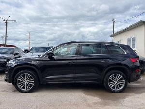Black Skoda Kodiaq 2022 in Vilnius, with an engine capacity of 1.97 L and mileage of 163 thousand km for 26400 €, photo 3 on AUTOMOTO.COM.LV