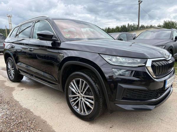 Black Skoda Kodiaq 2022 in Vilnius, with an engine capacity of 1.97 L and mileage of 163 thousand km for 26400 €, photo 4 on AUTOMOTO.COM.LV