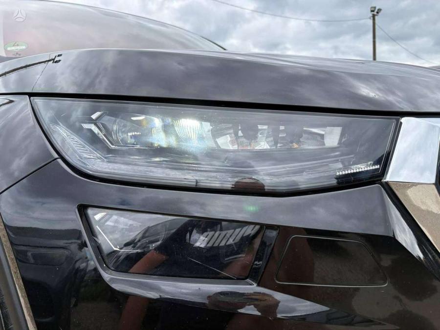 Black Skoda Kodiaq 2022 in Vilnius, with an engine capacity of 1.97 L and mileage of 163 thousand km for 26400 €, photo 9 on AUTOMOTO.COM.LV