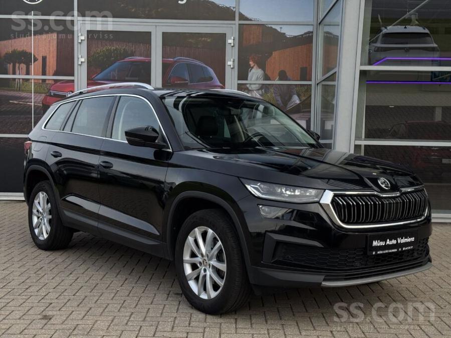 Черный Шкода Kodiaq 2022 в Валмиера, объемом двигателя 2.00 л и пробегом 61 тыс. км за 27900 €, фото 1 на AUTOMOTO.COM.LV