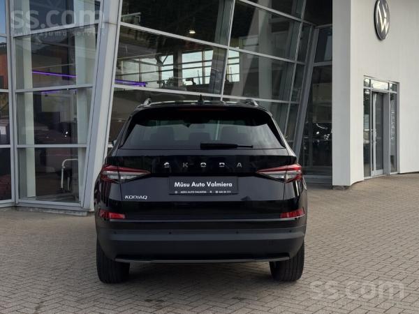 Черный Шкода Kodiaq 2022 в Валмиера, объемом двигателя 2.00 л и пробегом 61 тыс. км за 27900 €, фото 5 на AUTOMOTO.COM.LV