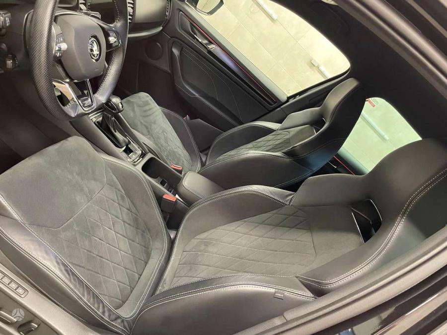 Melns Skoda Kodiaq 2022 Marijampole, ar dzinēja tilpumu 1.50 L un nobraukumu 182 tūkst. km par 24805 €, foto 10 vietnē AUTOMOTO.COM.LV