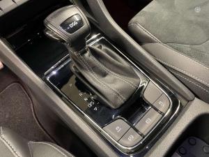 Melns Skoda Kodiaq 2022 Marijampole, ar dzinēja tilpumu 1.50 L un nobraukumu 182 tūkst. km par 24805 €, foto 20 vietnē AUTOMOTO.COM.LV