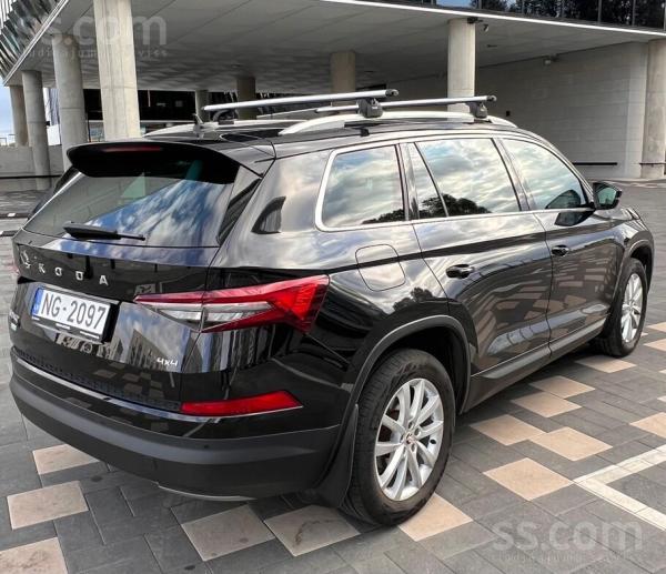 Melns Skoda Kodiaq 2022 Rīga, ar dzinēja tilpumu 2.00 L un nobraukumu 85 tūkst. km par 27550 €, foto 5 vietnē AUTOMOTO.COM.LV