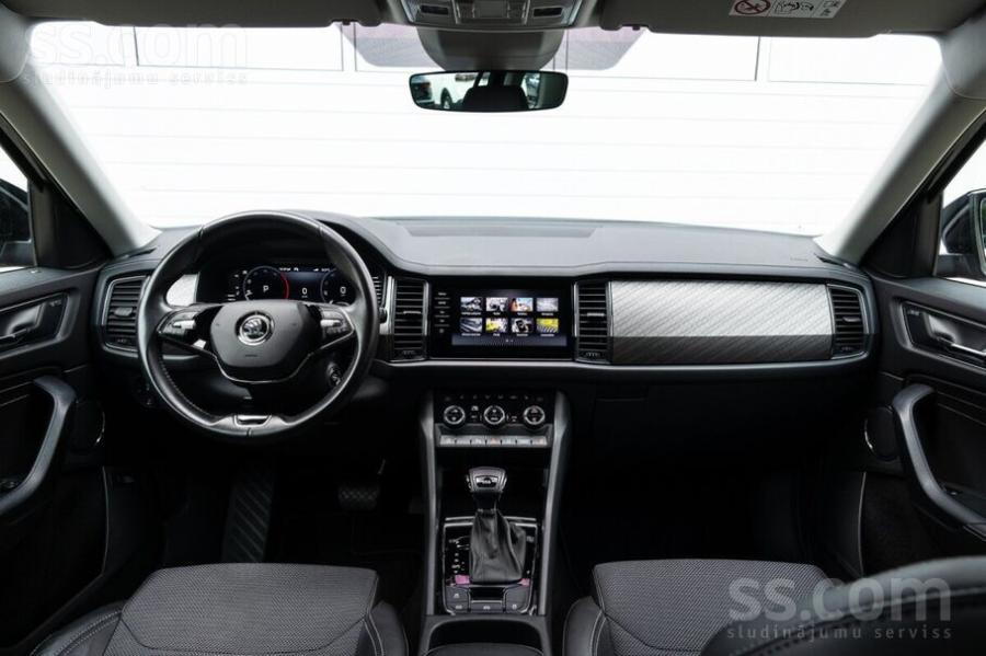 Black Skoda Kodiaq 2022 in Riga, with an engine capacity of 2.00 L and mileage of 147 thousand km for 24950 €, photo 11 on AUTOMOTO.COM.LV