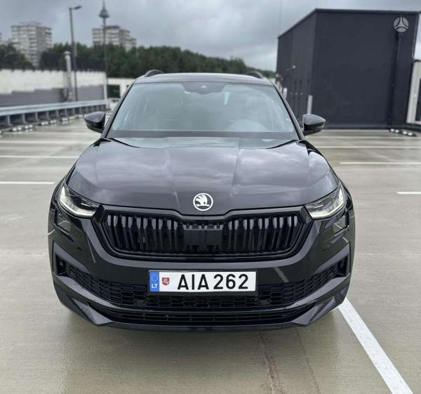 Melns Skoda Kodiaq 2022 Viļņa, ar dzinēja tilpumu 1.97 L un nobraukumu 68 tūkst. km par 31250 €, foto 3 vietnē AUTOMOTO.COM.LV