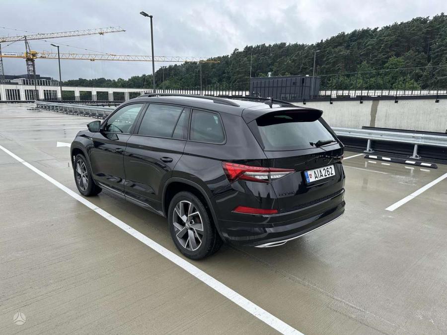 Black Skoda Kodiaq 2022 in Vilnius, with an engine capacity of 1.97 L and mileage of 68 thousand km for 31250 €, photo 7 on AUTOMOTO.COM.LV