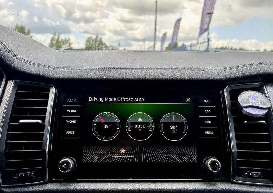 Черный Шкода Kodiaq 2022 в Паневежис, объемом двигателя 1.97 л и пробегом 170 тыс. км за 23500 €, фото 19 на AUTOMOTO.COM.LV