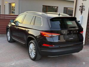 Black Skoda Kodiaq 2022 in Siauliai, with an engine capacity of 1.50 L and mileage of 219 thousand km for 21290 €, photo 8 on AUTOMOTO.COM.LV