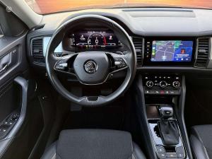 Black Skoda Kodiaq 2022 in Siauliai, with an engine capacity of 1.50 L and mileage of 219 thousand km for 21290 €, photo 16 on AUTOMOTO.COM.LV