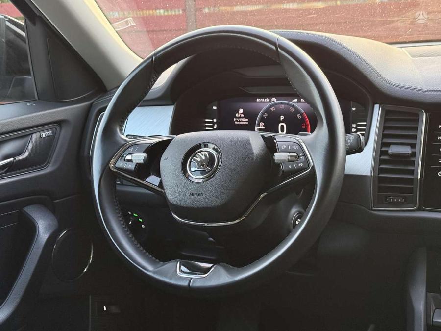 Black Skoda Kodiaq 2022 in Siauliai, with an engine capacity of 1.50 L and mileage of 219 thousand km for 21290 €, photo 17 on AUTOMOTO.COM.LV