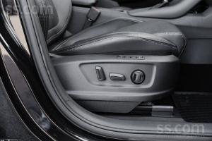 Black Skoda Kodiaq 2022 in Riga, with an engine capacity of 2.00 L and mileage of 145 thousand km for 26500 €, photo 9 on AUTOMOTO.COM.LV