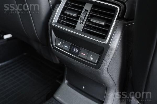 Black Skoda Kodiaq 2022 in Riga, with an engine capacity of 2.00 L and mileage of 145 thousand km for 26500 €, photo 10 on AUTOMOTO.COM.LV