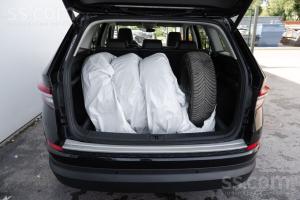 Black Skoda Kodiaq 2022 in Riga, with an engine capacity of 2.00 L and mileage of 145 thousand km for 26500 €, photo 13 on AUTOMOTO.COM.LV
