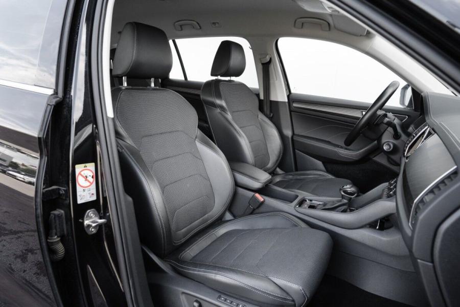 Melns Skoda Kodiaq 2022 Rīga, ar dzinēja tilpumu 2.00 L un nobraukumu 145 tūkst. km par 26500 €, foto 8 vietnē AUTOMOTO.COM.LV