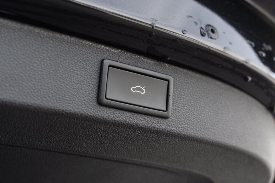 Melns Skoda Kodiaq 2022 Rīga, ar dzinēja tilpumu 2.00 L un nobraukumu 145 tūkst. km par 26500 €, foto 14 vietnē AUTOMOTO.COM.LV